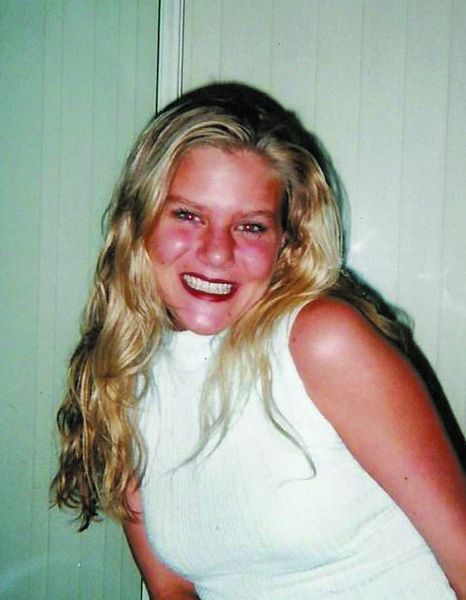 Carolann Capuano - FORT MYERS - Beach Observer and Beach Bulletin